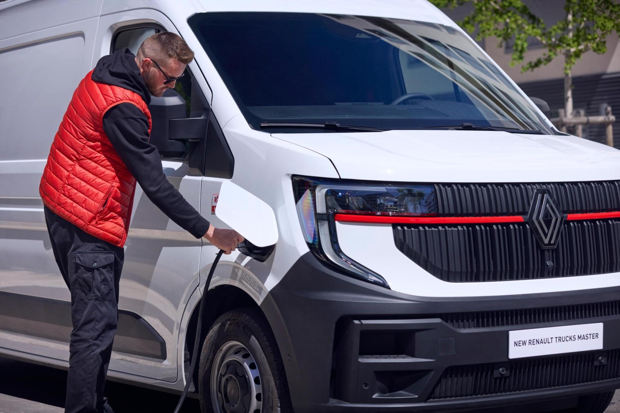 Groupe Marty - RENAULT TRUCKS MASTER RED EDITION